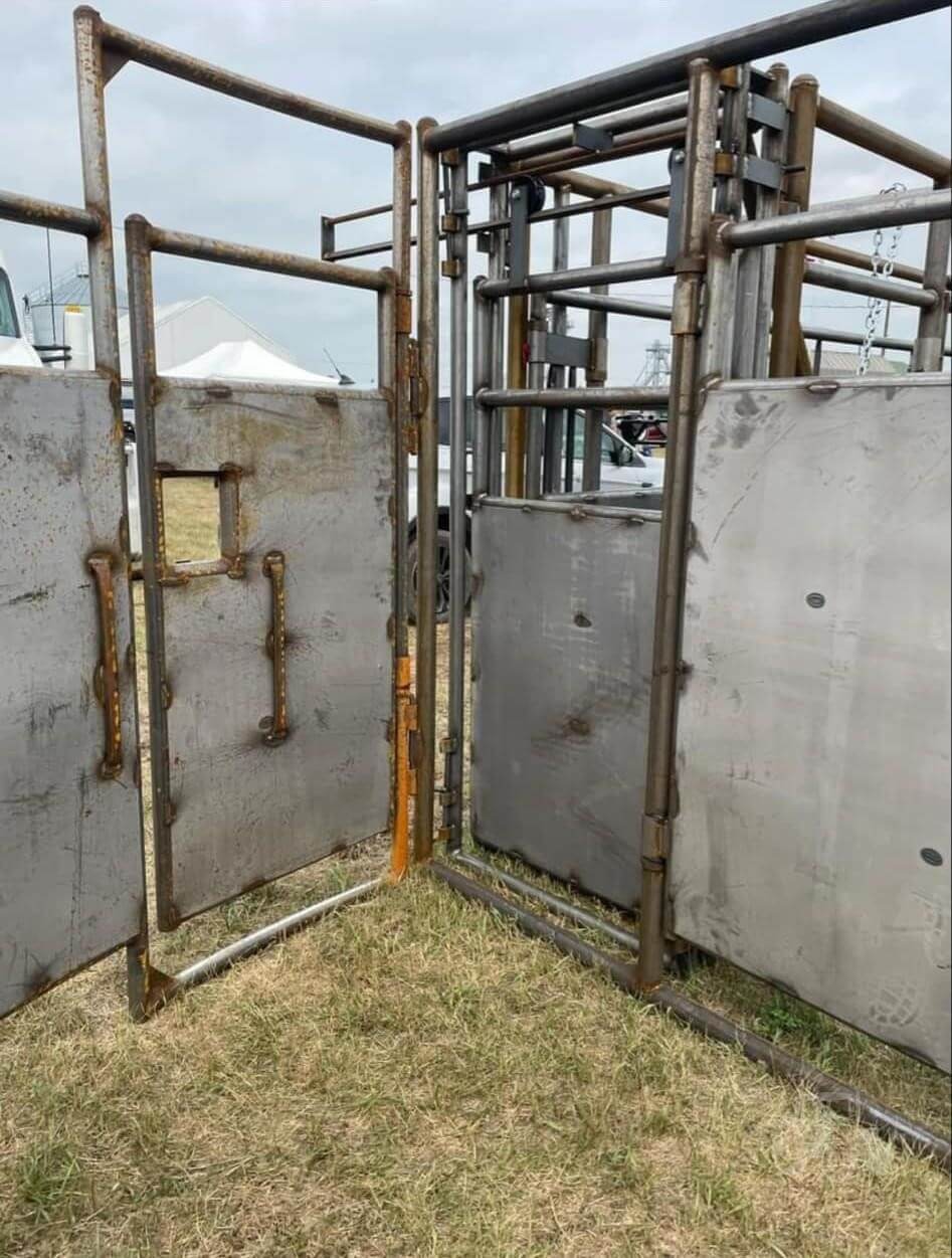 Gartner Livestock Equipment | MN | Nationwide Delivery